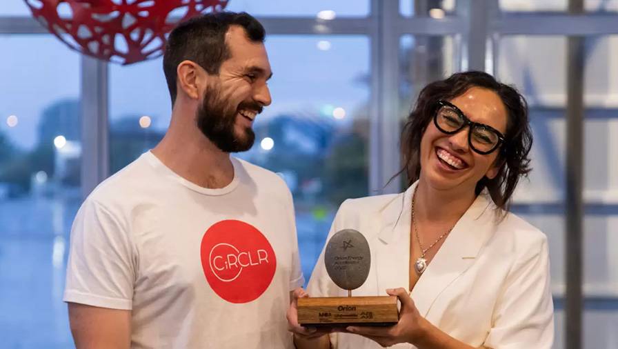 Northland couple ramping up Tinder for trash startup