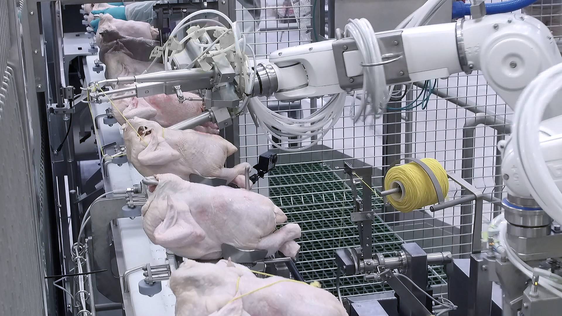 Scott Tech extends strategy by two years as new CEO set to arrive