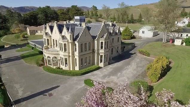 Mainzeal director controls sprawling South Island country estate