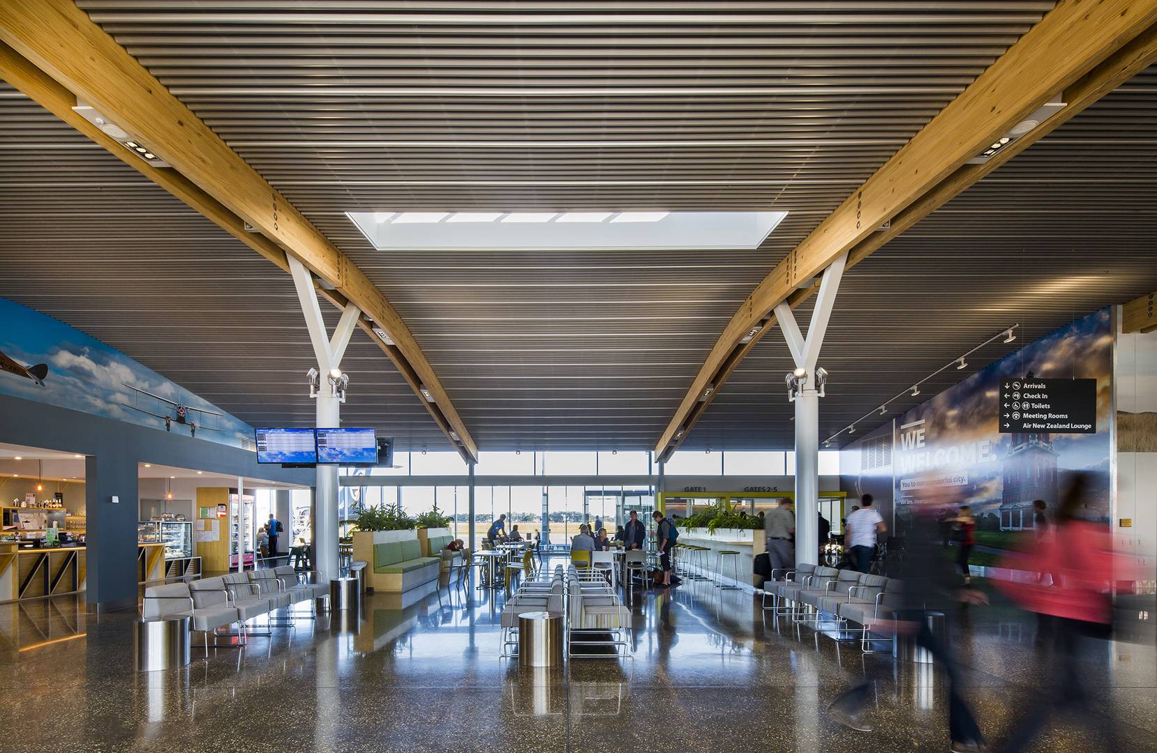 Deep south moves, Boeing’s Dutch order and more