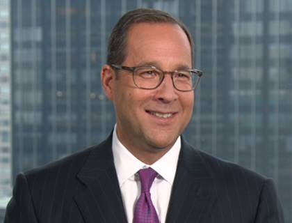 Retail sales lift pushes Wall Street higher