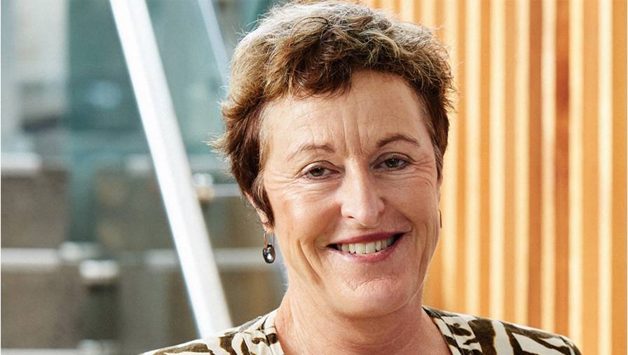 Regulation slashes Transpower profit