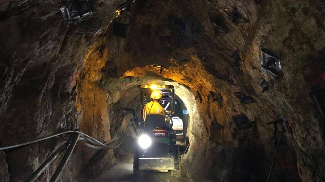 Whip-round gets gold miner back on the board