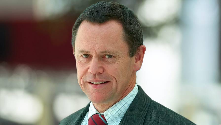 Simon Upton urges MPs to consider better chemicals tracking