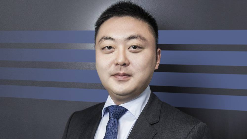 With millions owing, migrants say bankruptcy looms for adviser