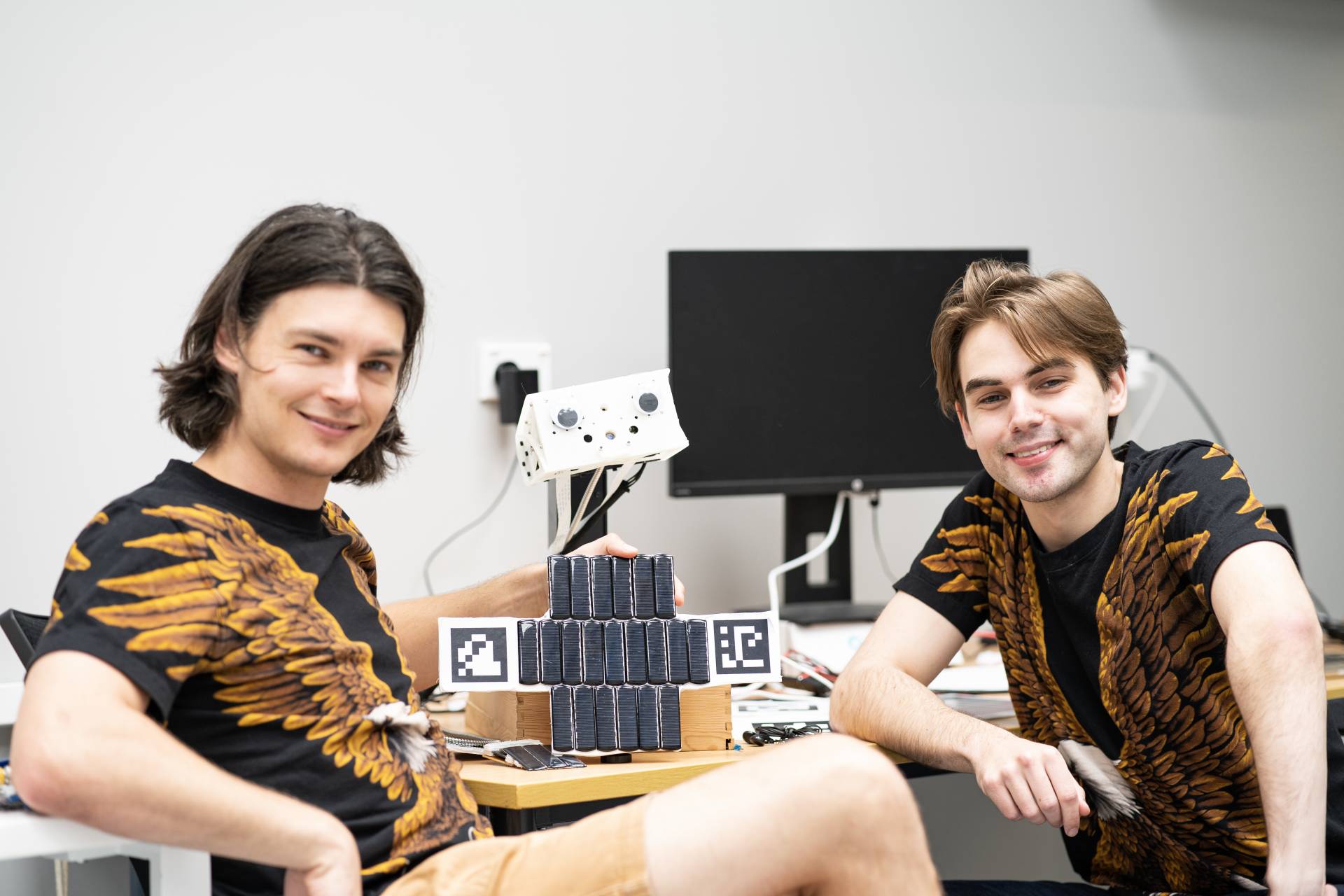 Startup Aquila raises A$3m to create wireless energy network