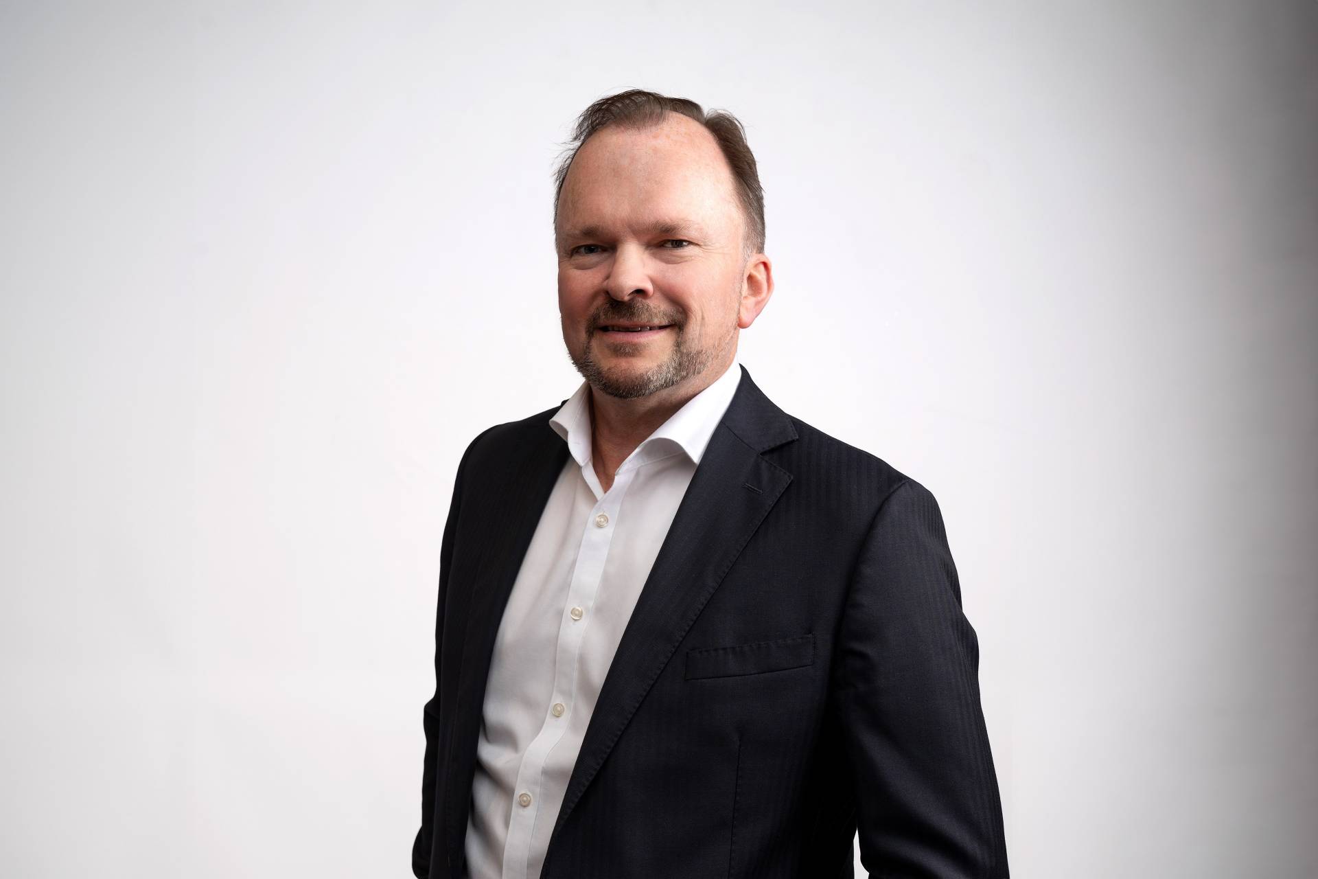 Empathetic parking startup the latest string to Tim Howe’s bow