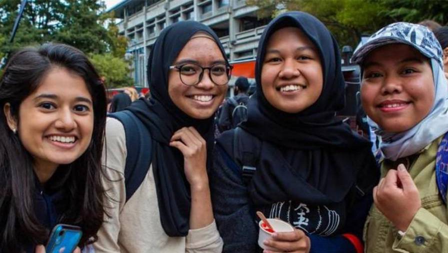 Australia set for international student caps