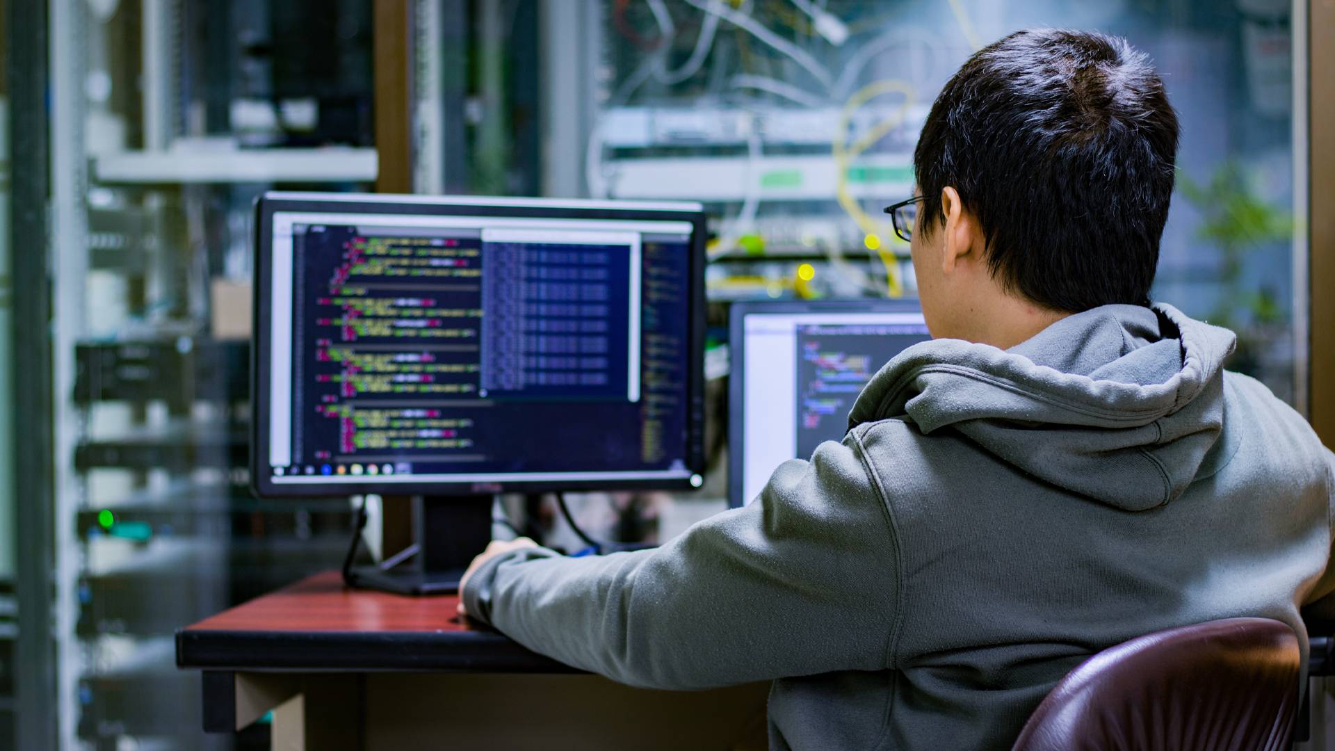 IT worker ecosystem threatened when banks offshore skilled work