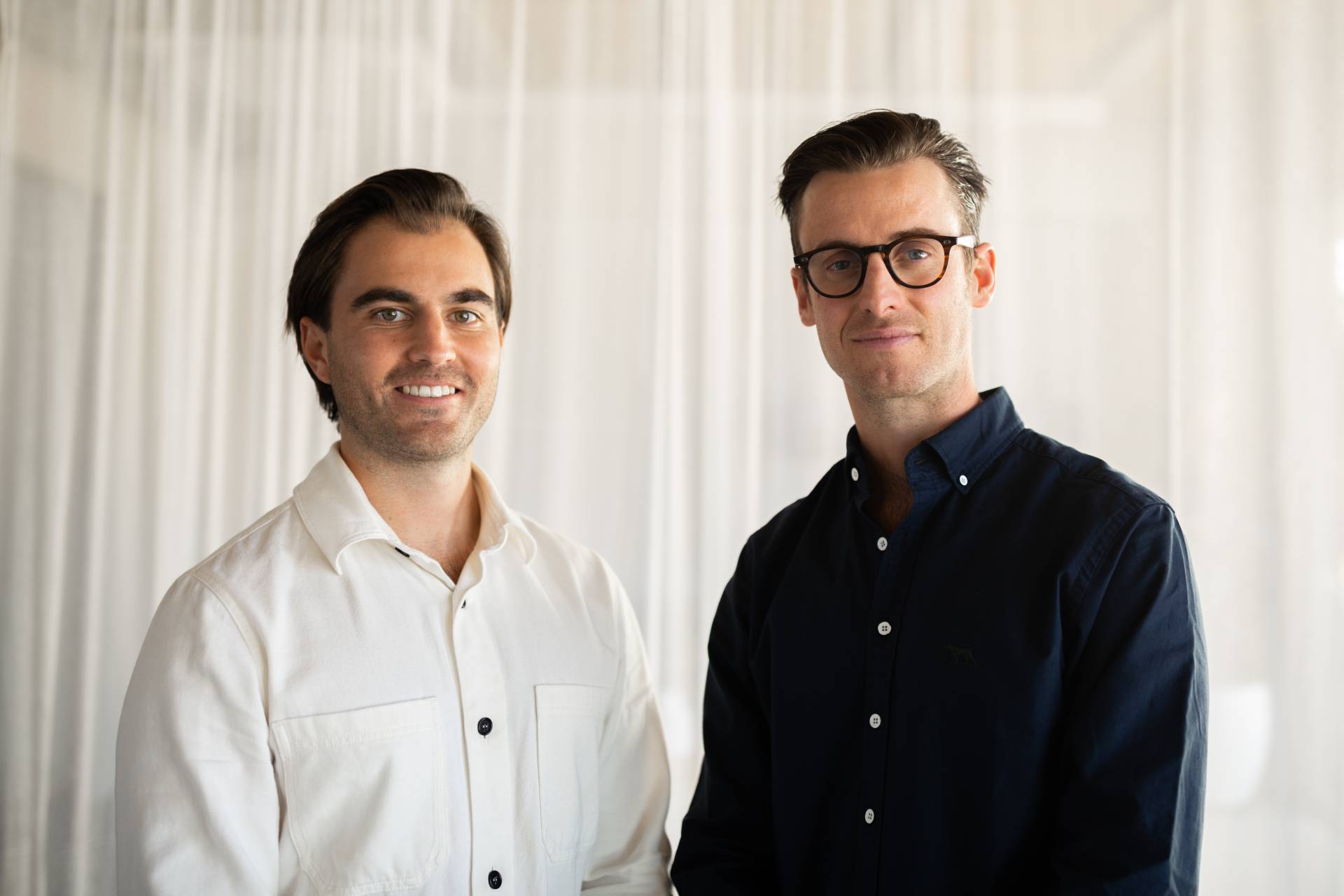 Ārepa: surviving a negative media storm