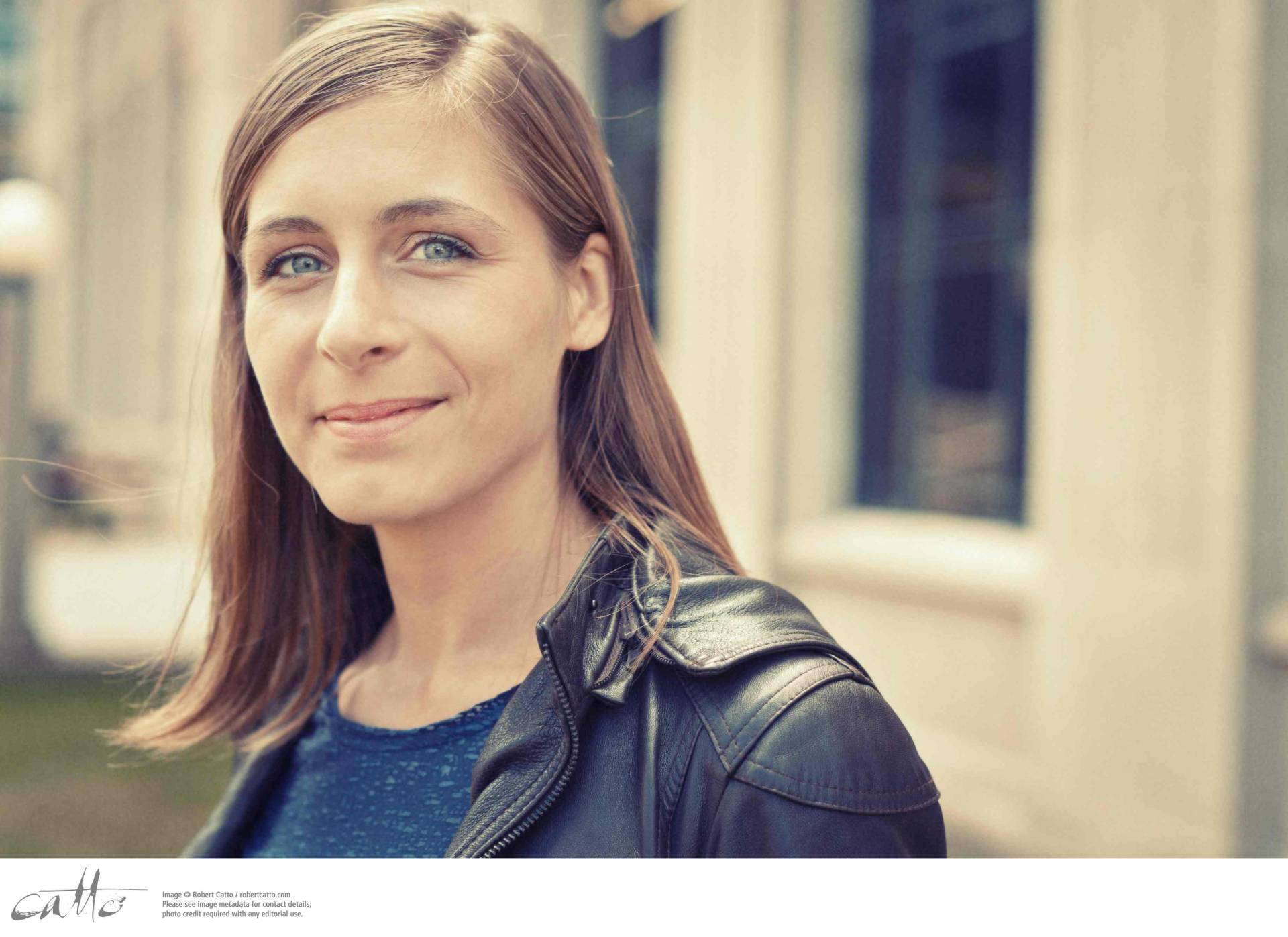 NZ's Eleanor Catton wins Man Booker book prize
