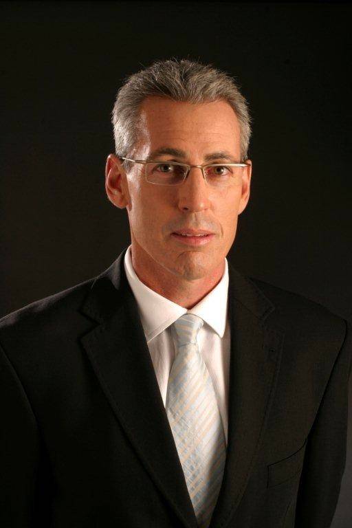 Eric Watson and Gerald Harvey in horse fees battle