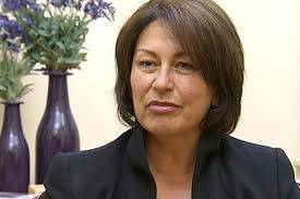 Parata tries to head off revolting masses