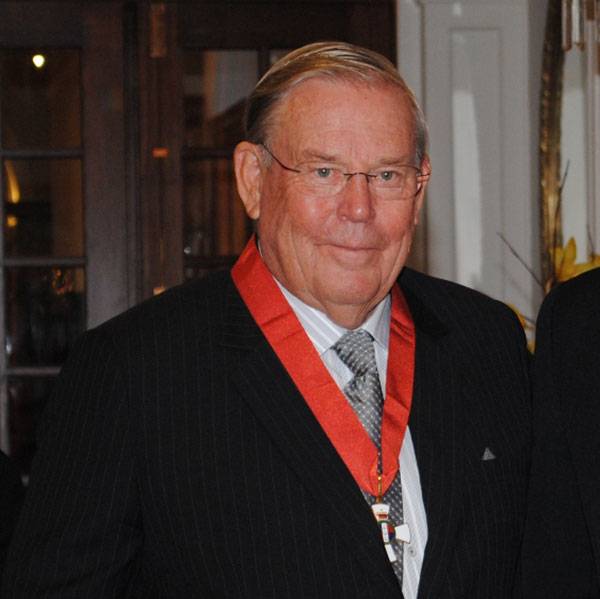 Taupo Motorsport Park finds angel in Richard Izard