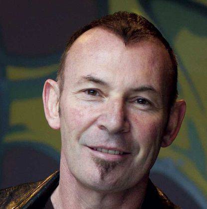 Burgerfuel defends discount related party deal