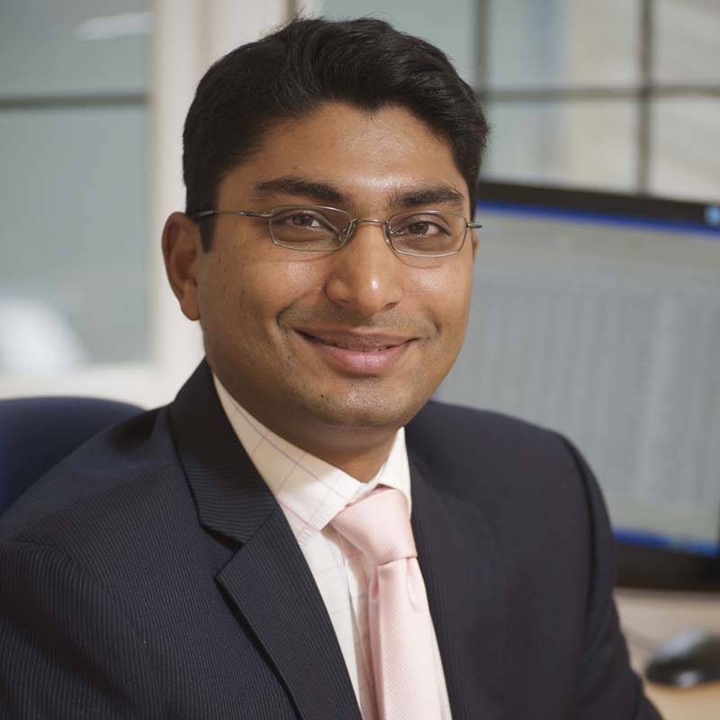 NZ should be gearing up to invest massively in infrastructure: economist