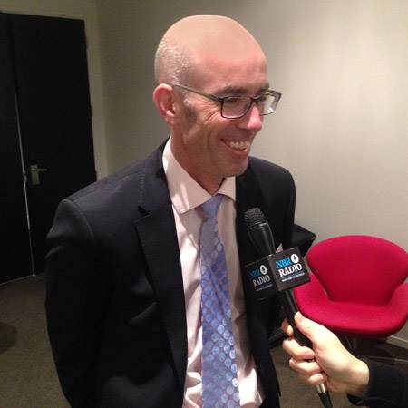 Ryman boss steps down