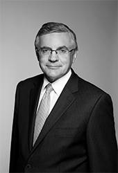 Big three dominate, more women in Chambers' rankings