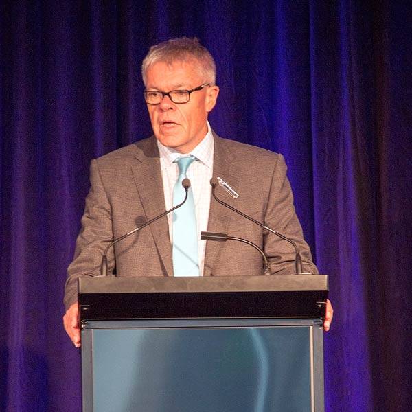 'Down to earth leader' wins NZSA Beacon award