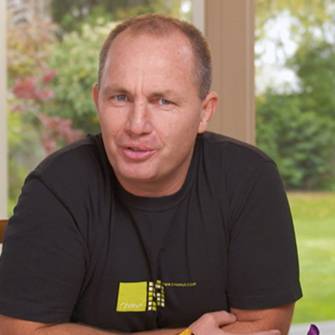 New Zealanders treat salespeople like dogs - Chanui tea guy Doug Hastie