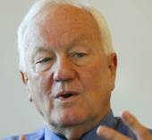 Sir Roger Douglas to leave Parliament