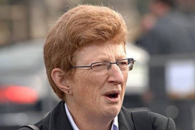 Tactical genius required: Heather Simpson please step up