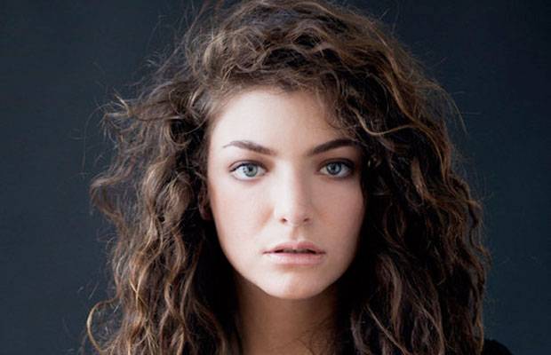 Is Lorde making a living?