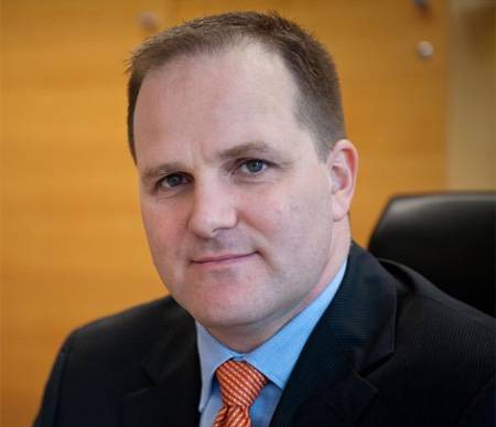 Lawfuel names Simon Power lawyer of the year